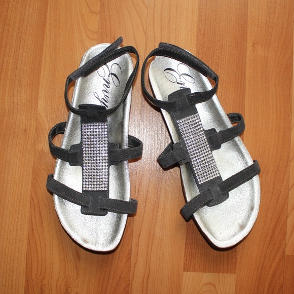 envy | Shoes | Envy Redondo Sz 7 Suede Leather Sandals Gray Boho | Poshmark